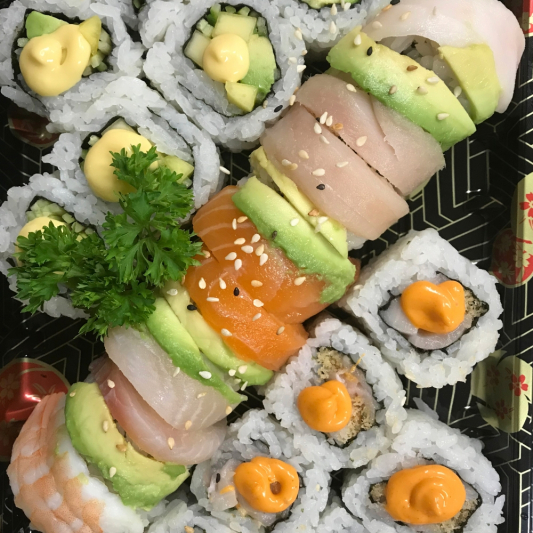 Maki Combo A3 (18 pcs) | Hachi Sushi